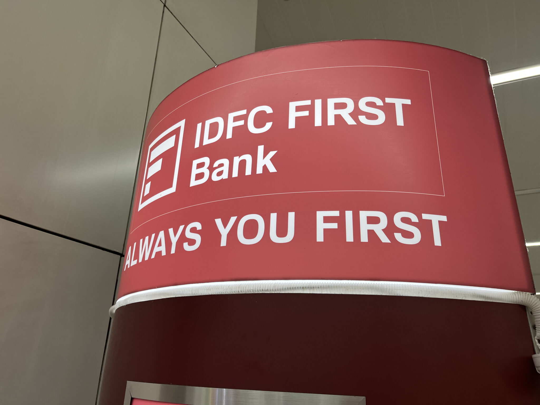 【2024年最新】インドのATM使い方完全攻略 キャッシング/手数料/DCCに注意！ | ソトグラシ